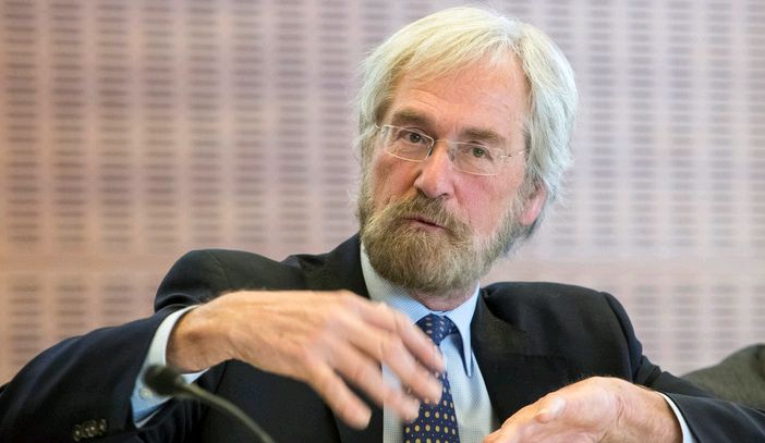 Praet: El BCE debe ser persistente en su política monetaria ...