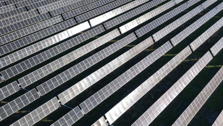 Economía/Empresas.- X-Elio vende a PLT Energia una planta solar ...